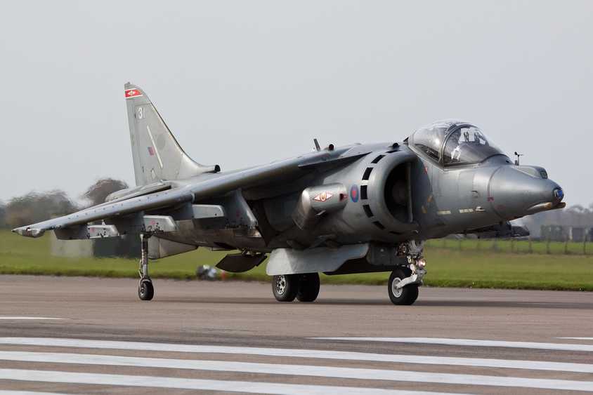 5 Things To Know About The US Marine Corps AV-8 Harrier II