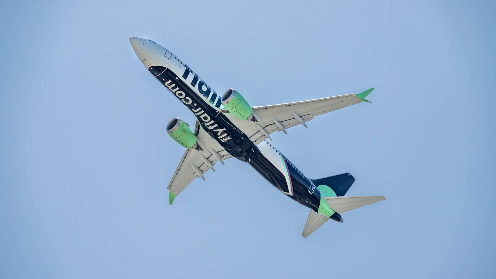 Flair Adds Boeing 737 Guadalajara Flights From Toronto Pearson