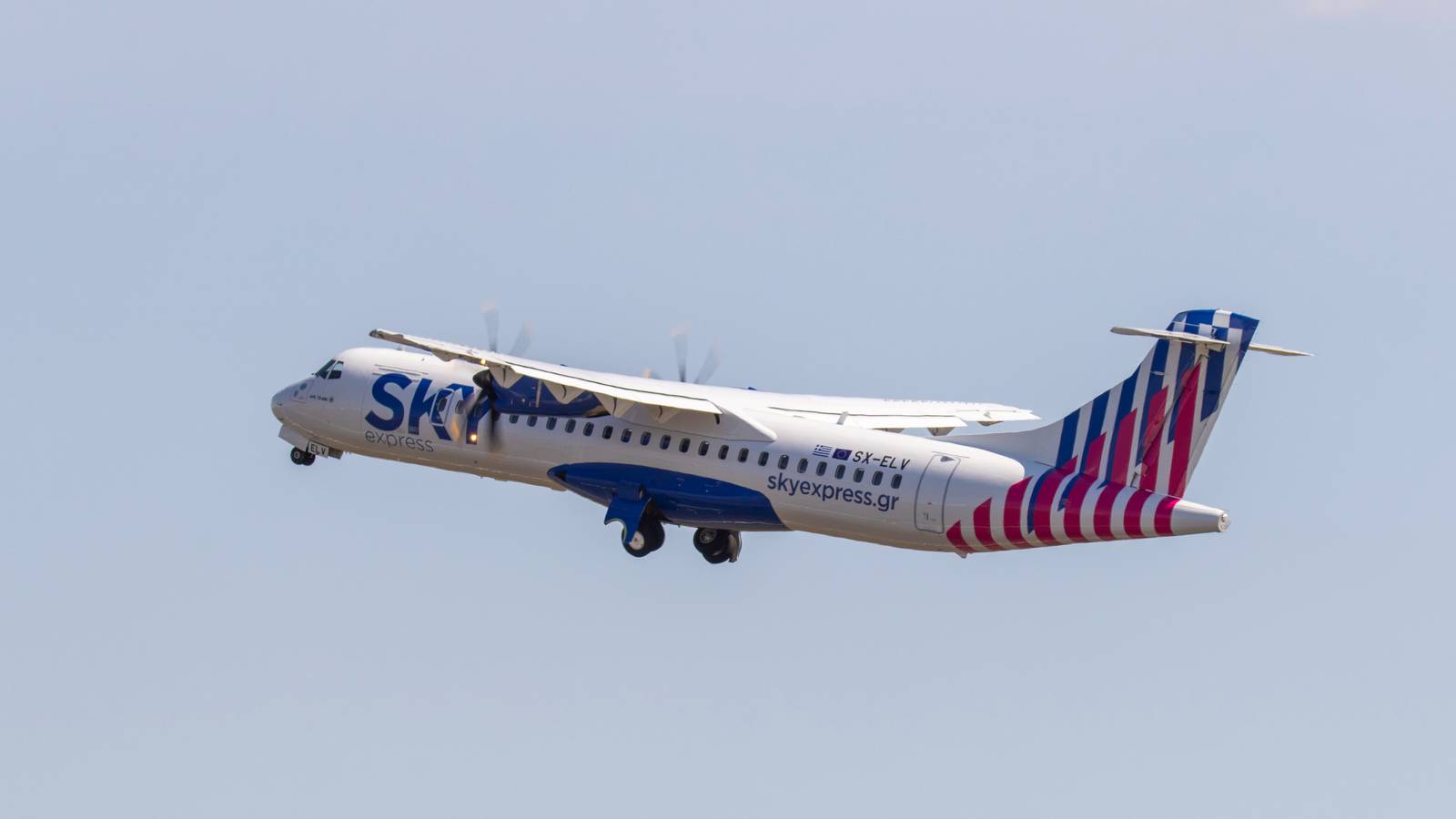 Sky Express Adds New ATR 72-600s With More To Come In 2024