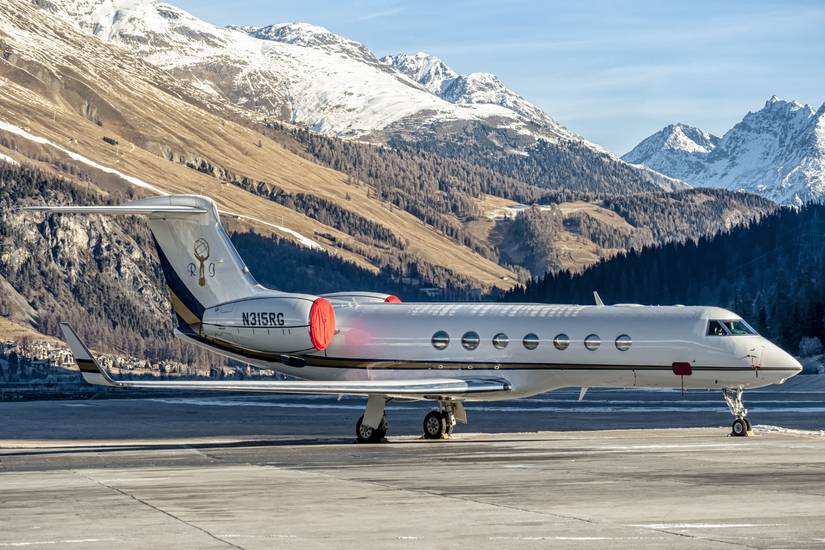 Top 5: The Best Heavy Private Jets For Sale In 2024