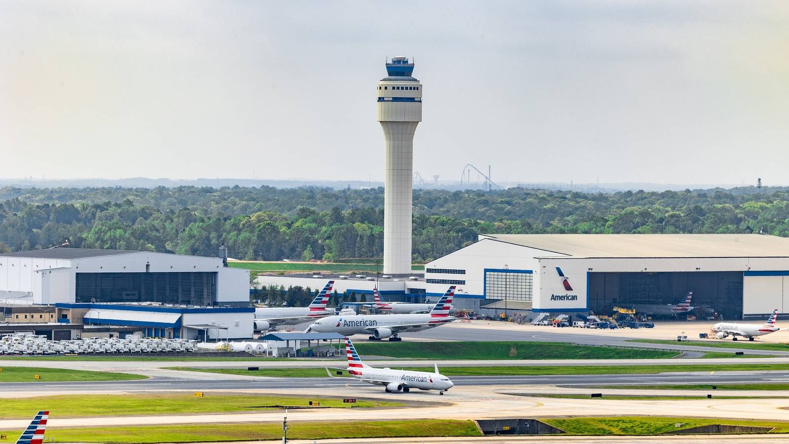 Airport Workers At American Airlines Hub In Charlotte Strike For Better ...