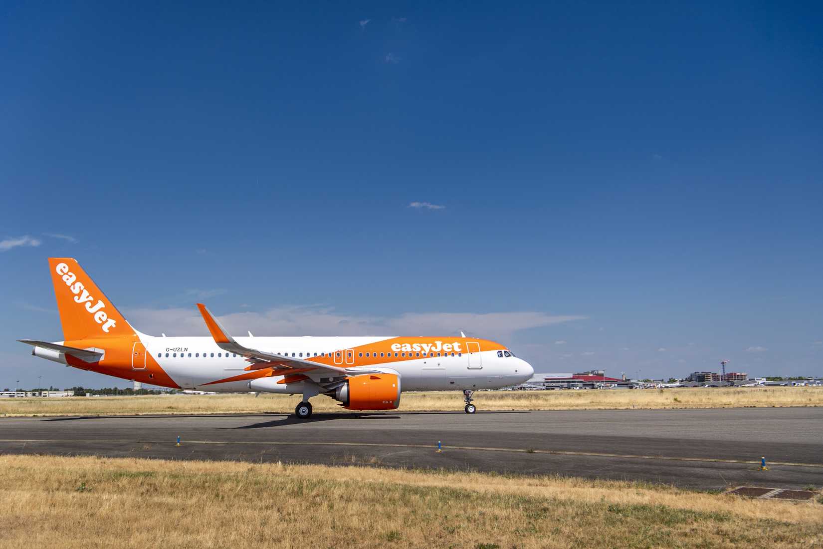 Strike Threat Looming? easyJet Pilots Reported To Reject Airline Pay Offer
