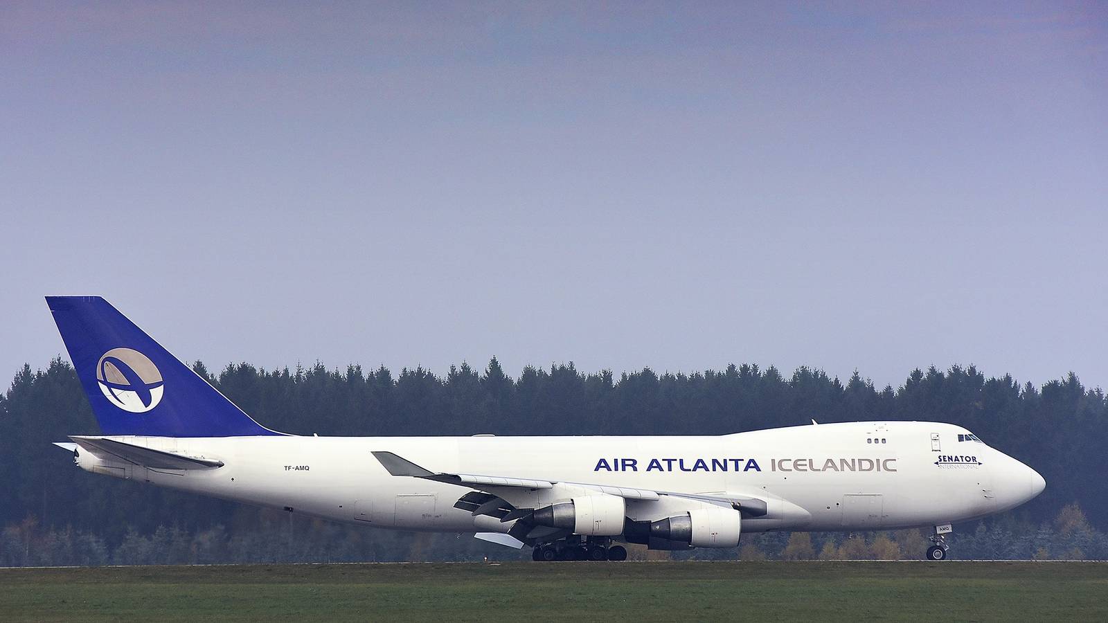 Boeing 747 Flies Across The Atlantic After Frankfurt Hahn Airport Tail ...