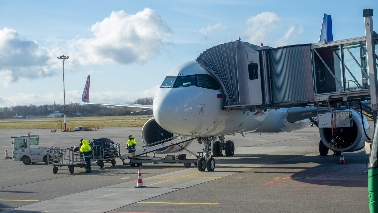 How Are Jet Bridges Attached To Aircraft?