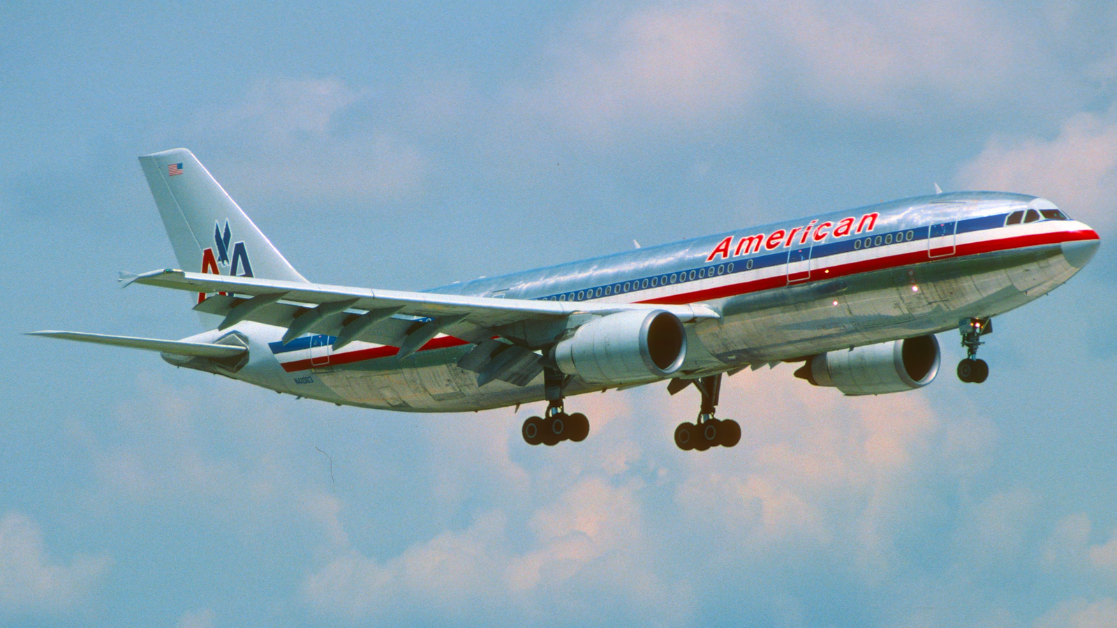 What Caused The Crash Of American Airlines Flight 587?