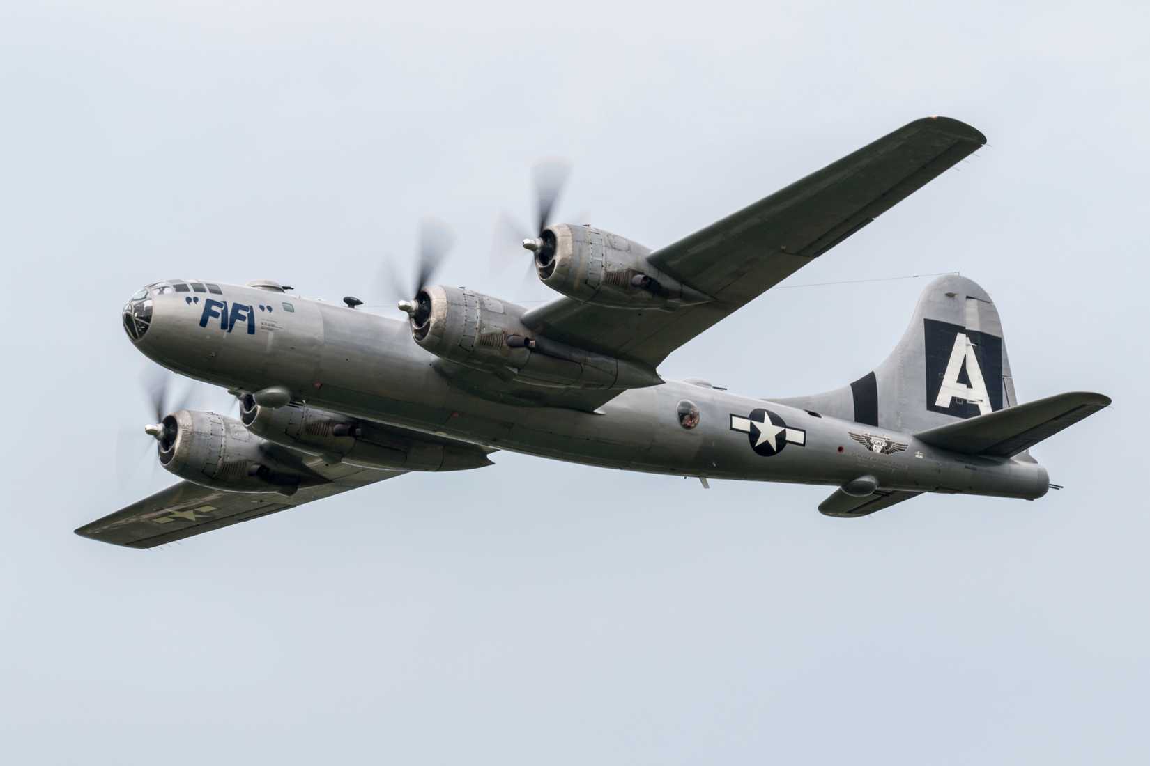 Forgotten History: RAF Washington B.1 Britain's B-29 Superfortress