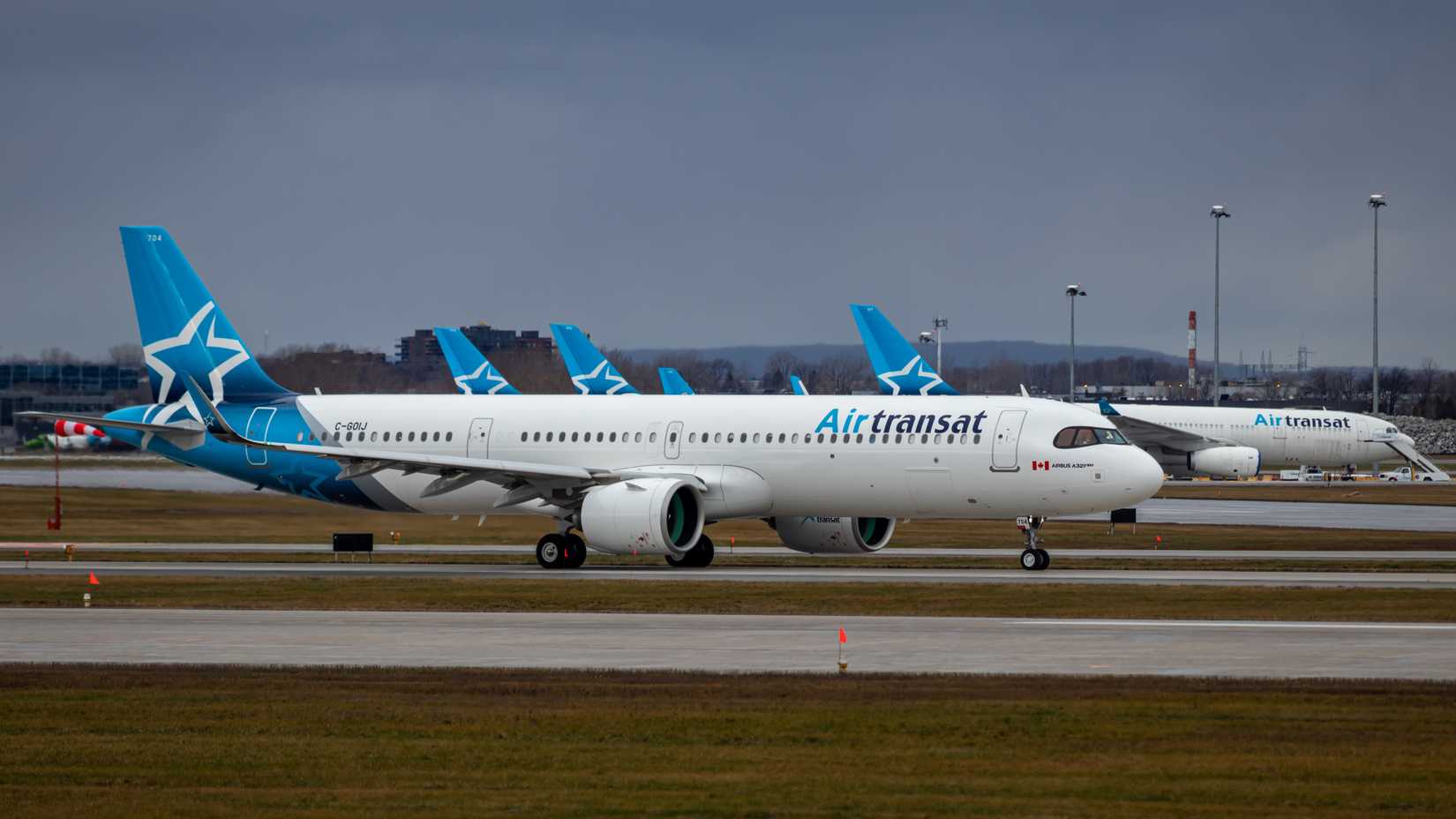 Montreal To The Sunshine State: Air Transat Boosting Florida Flights ...