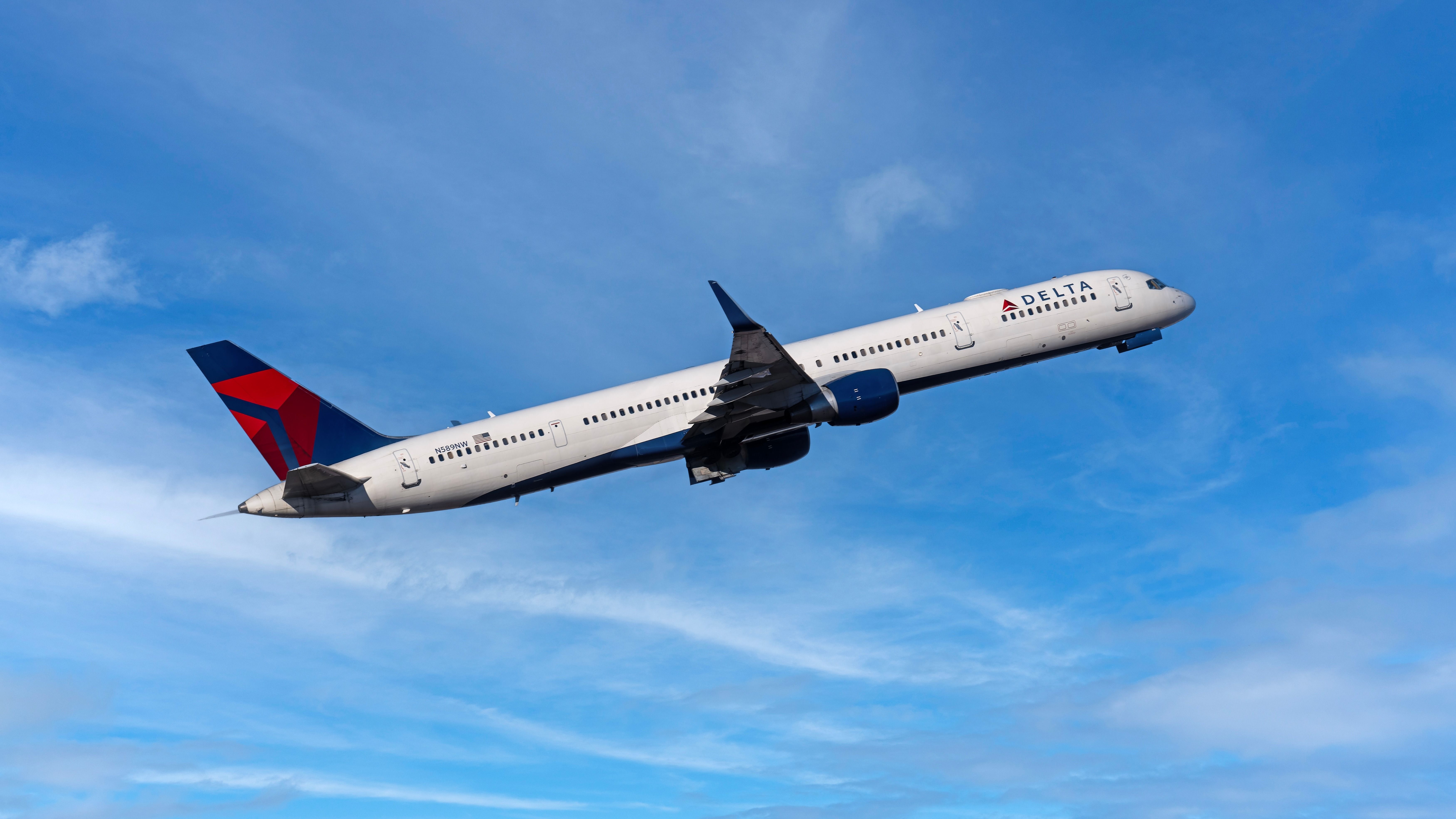 How Much Do Delta Air Lines Pilots Make?