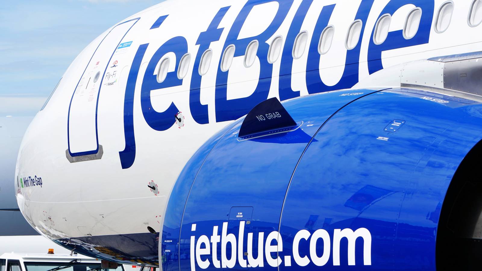 Joanna Geraghty Takes Over JetBlue And Becomes First Female Airline CEO ...