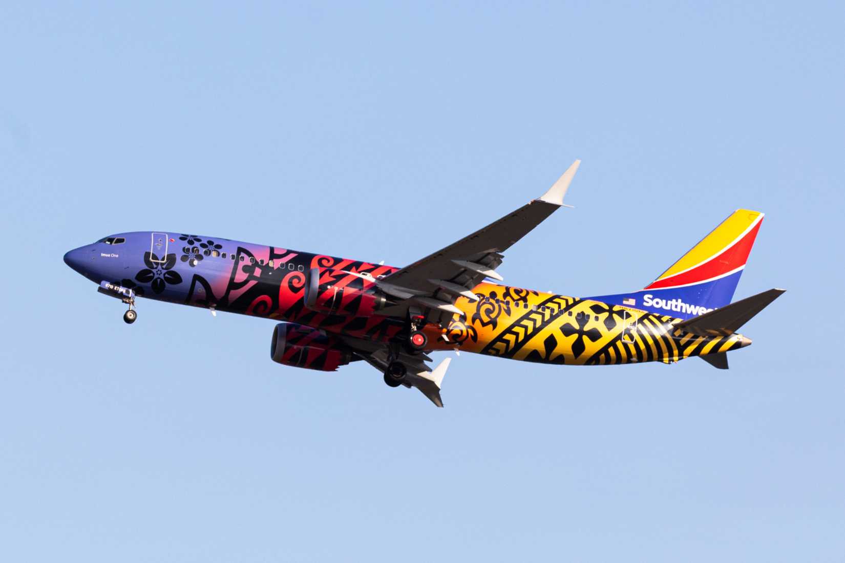 Why Did United & Alaska Airlines Paint Special Boeing 737-800 Star Wars ...