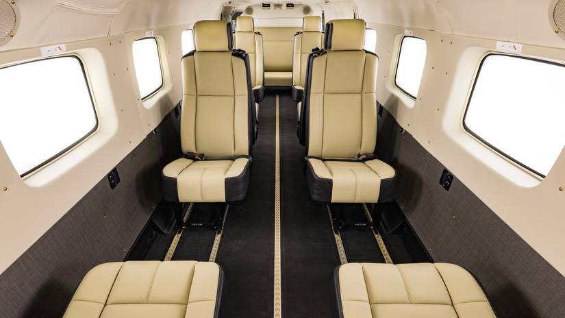 Extended Fuselage: A Guide To The Cessna 208B Grand Caravan