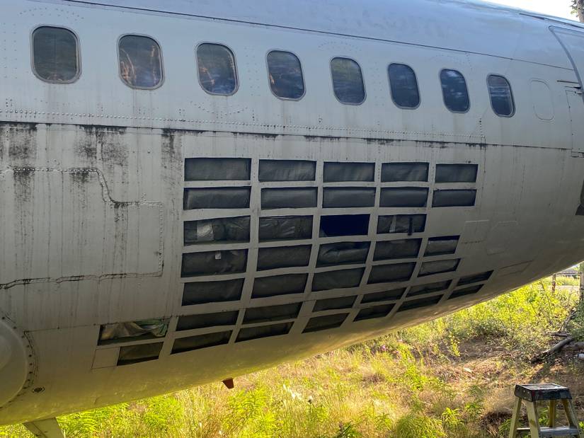 Cool: You Can Own Part Of An Air North Boeing 737-200