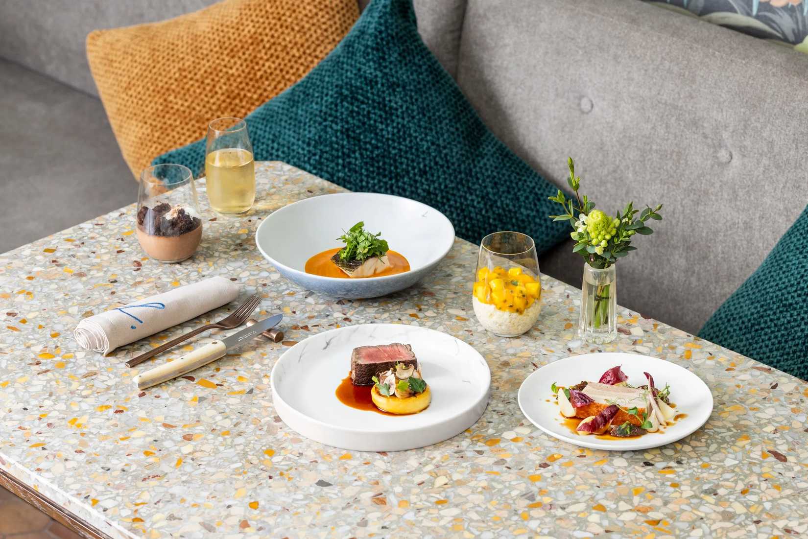Cathay Pacific Launches Boeing 777 Premium Economy And New Inflight ...