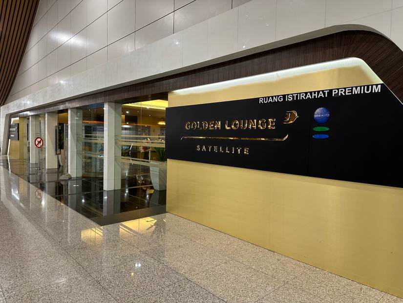 Review: Malaysia Airlines’ Golden Lounge At Kuala Lumpur International ...