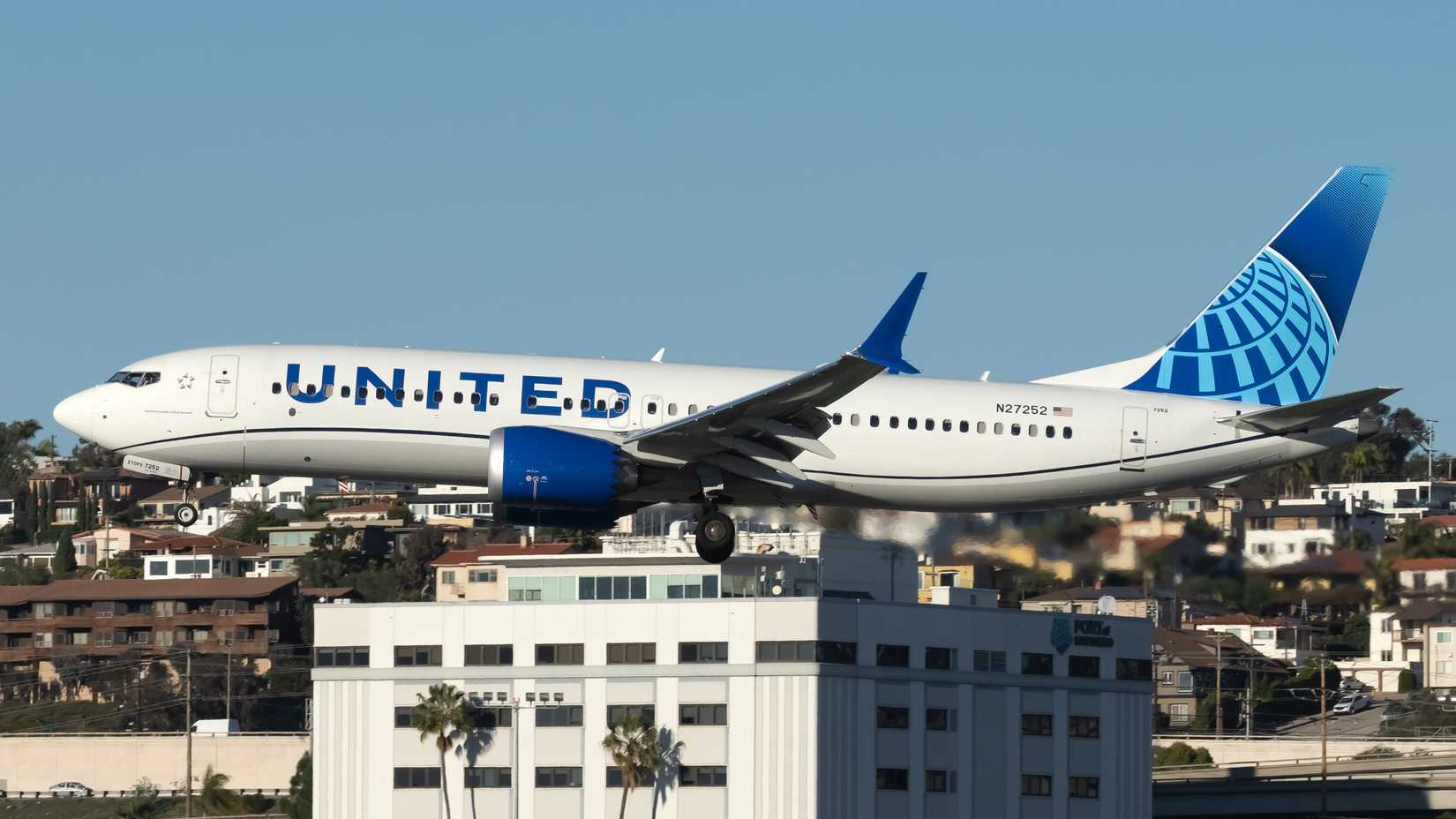 Why Did Boeing Redesign The 737 Rather Than A Clean Sheet Design?