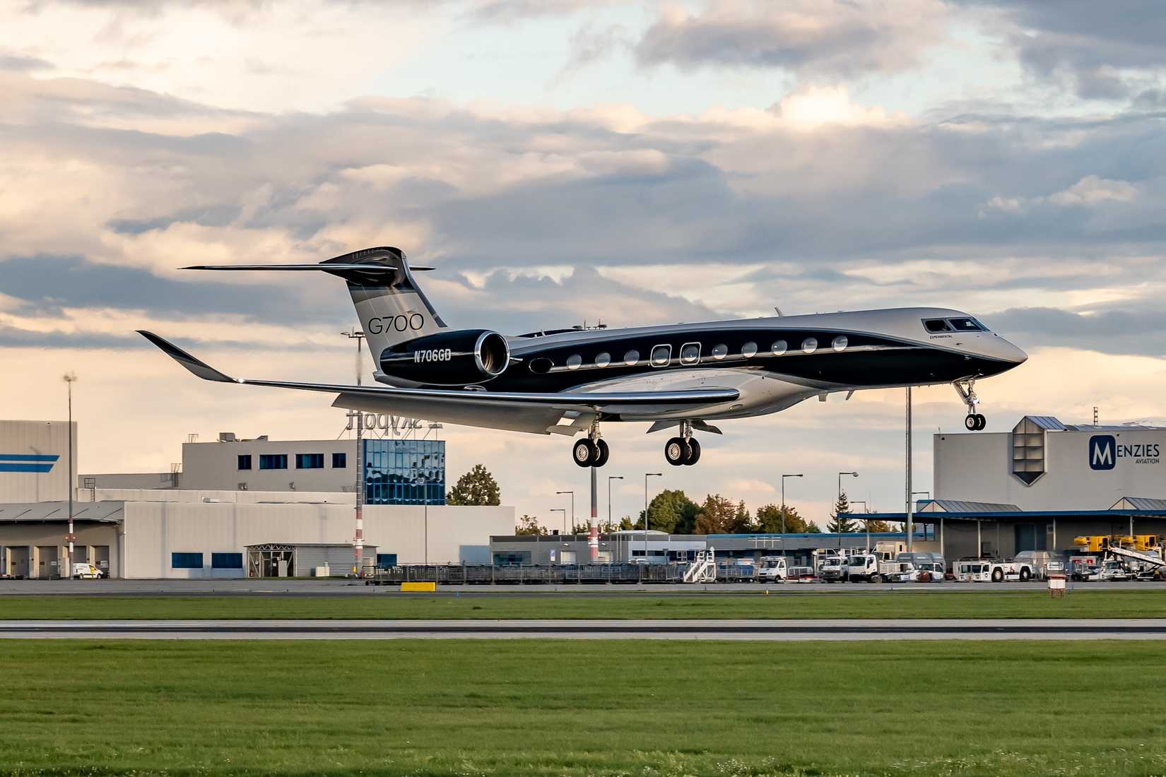 A Complete Guide To Jeff Bezos's Private Jet Fleet In 2025