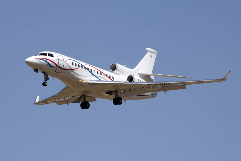 Travis Kelce Has Spent Millions To Fly Private Jets While Dating Taylor ...