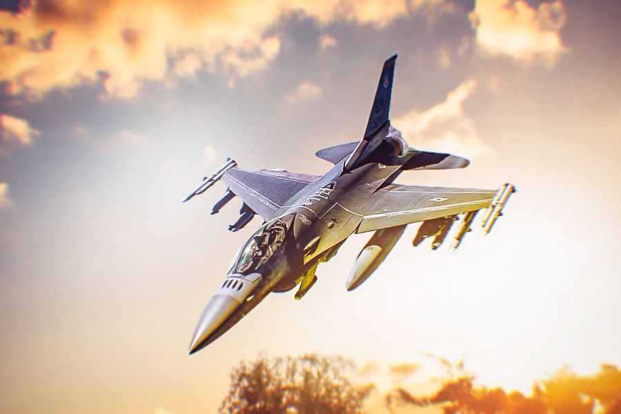 5 Features That Make The Lockheed Martin F-16 Block 70 The Ultimate Viper