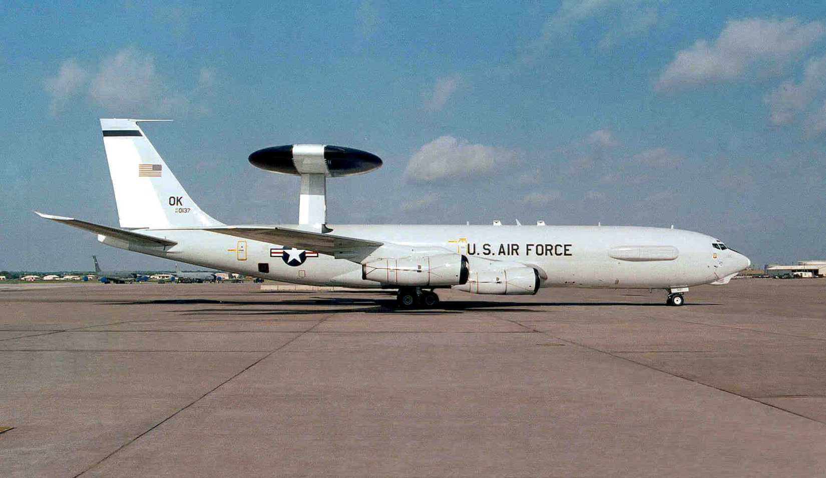 What You Need To Know About The USAF E-3 Sentry Military Jet Radar