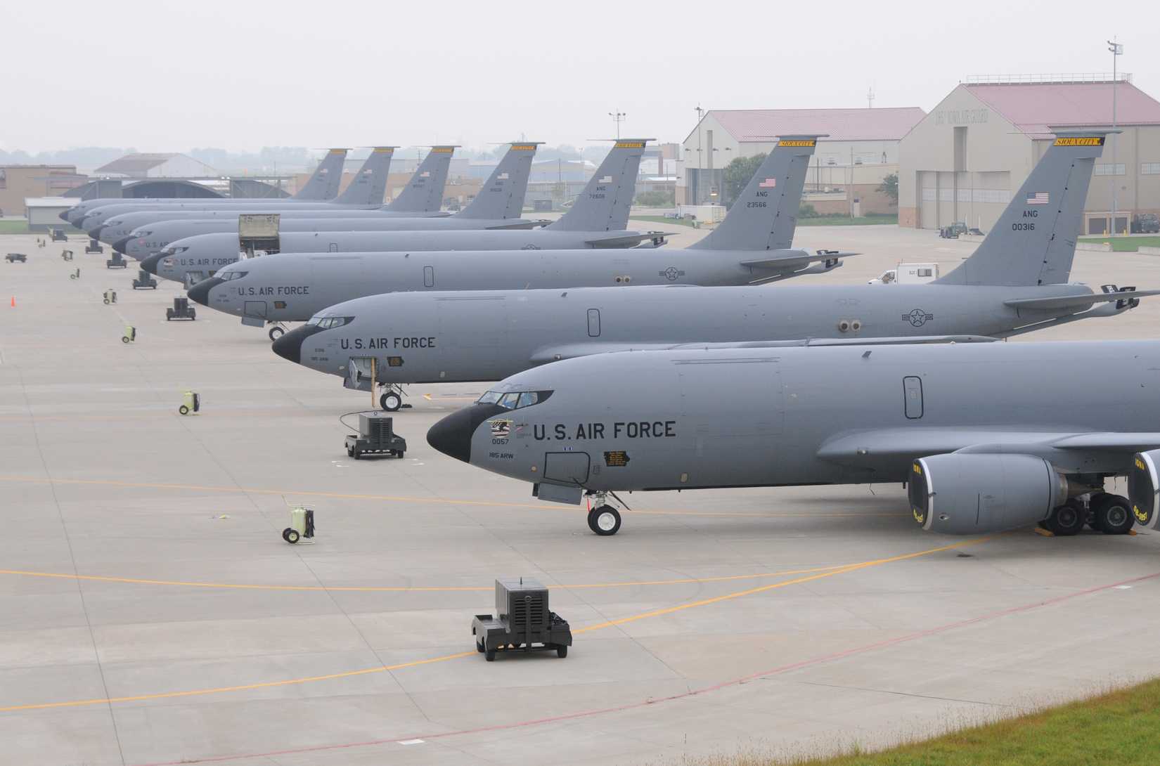 FEED: What Is Hot Pit Refueling? The USAF Is Adding Dozens Of These ...