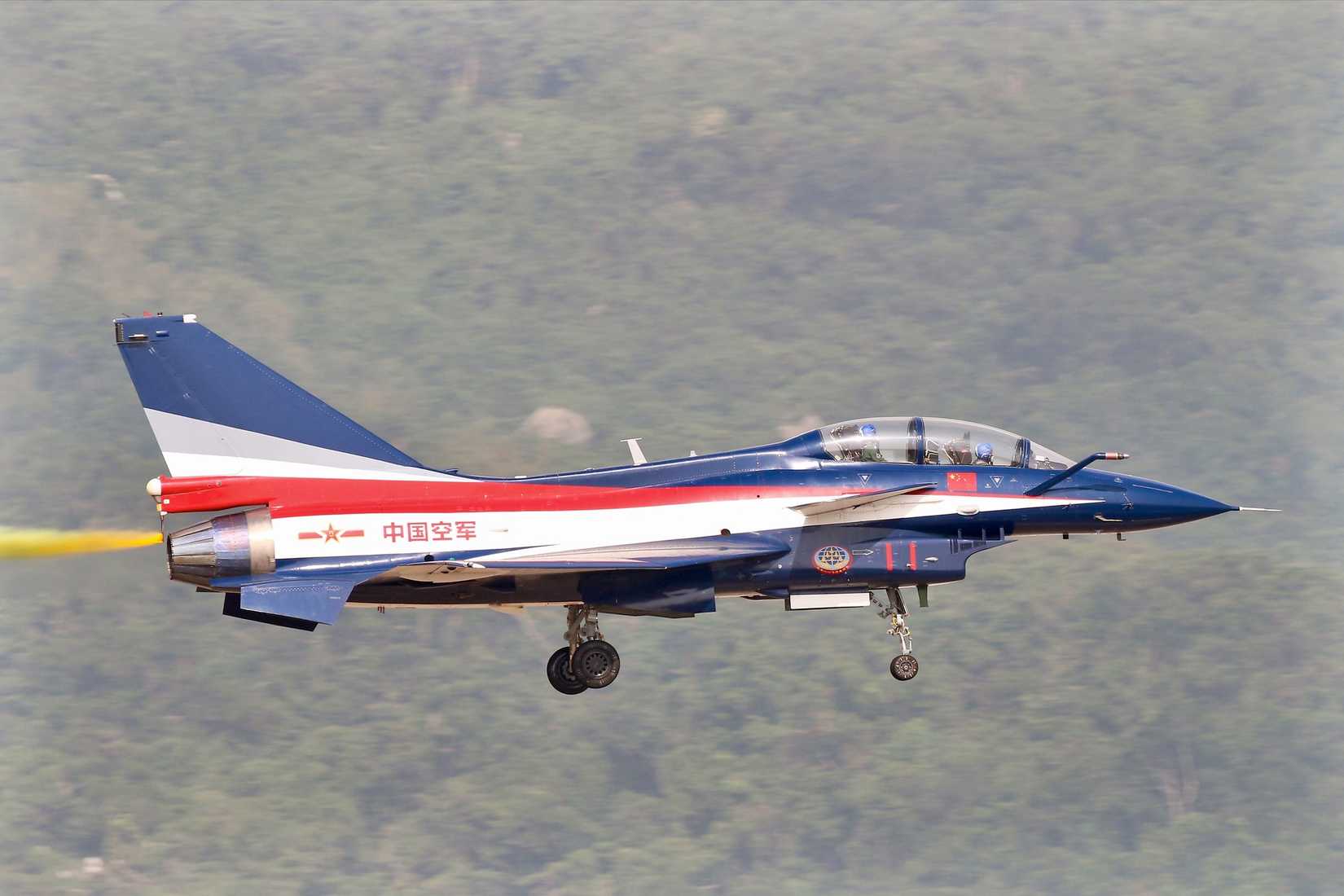 What's The Most Maneuverable Fighter Jet In The World?
