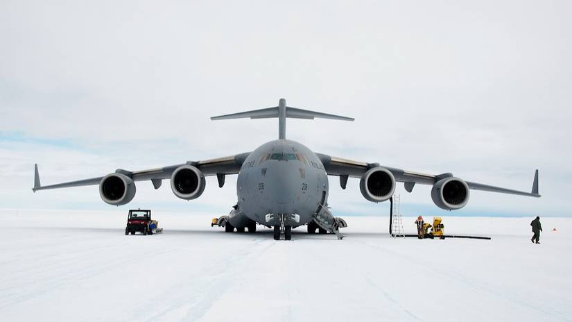 Why Aircraft Don't Fly Over The South Pole