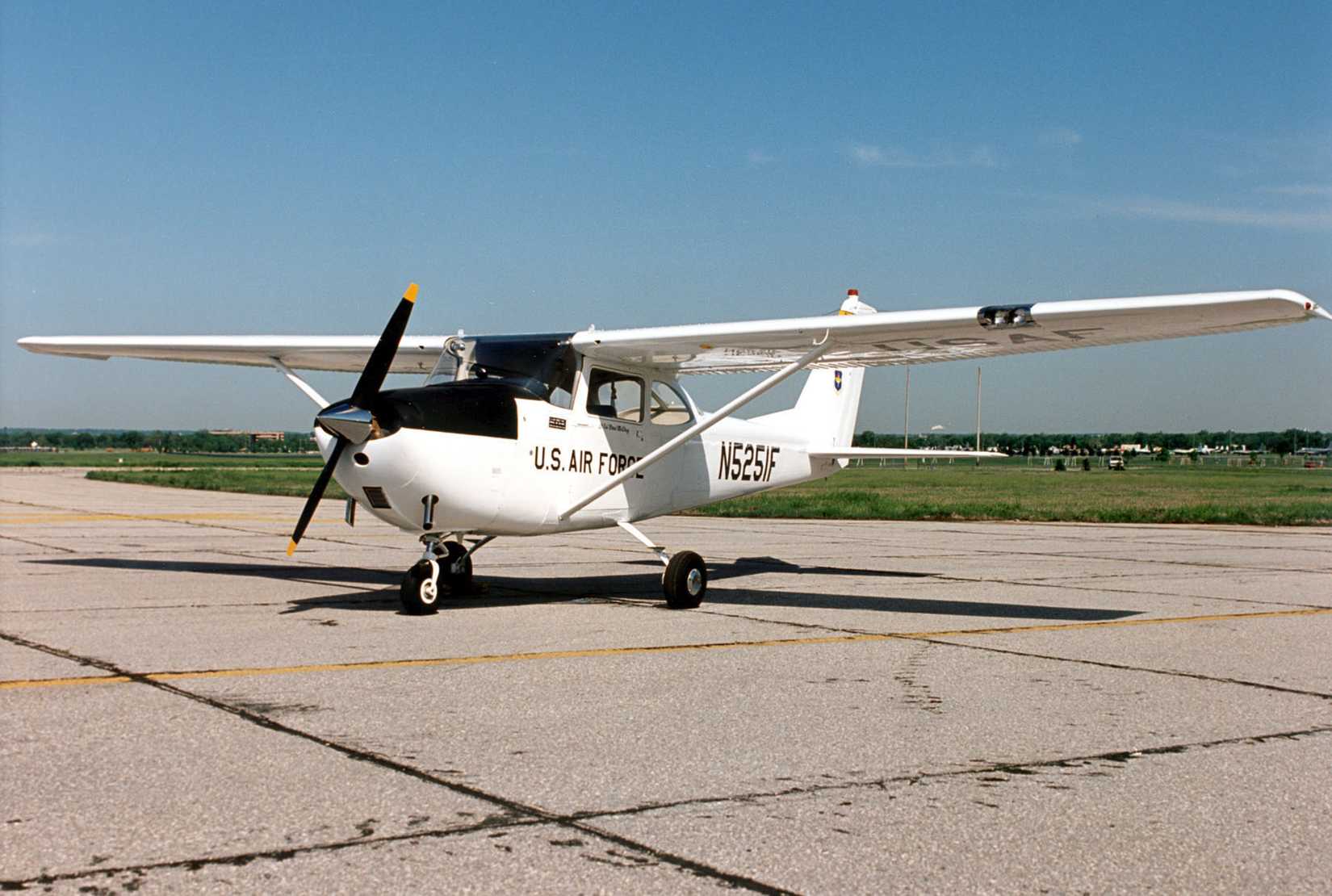 Single-Engine Piston: The 5 Different Cessna 172 Variants