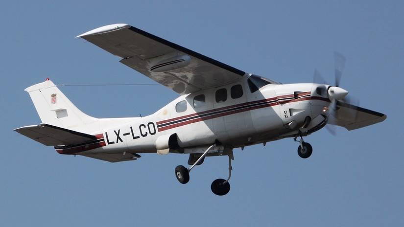 Nearly 10,000 Produced: A Guide To The Cessna 210 Centurion