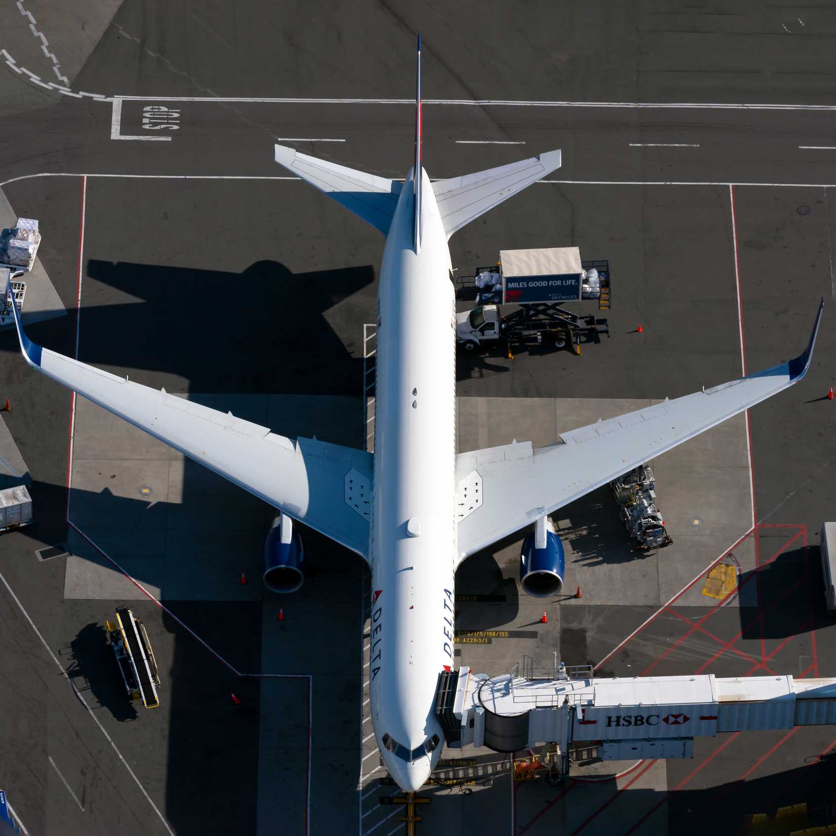 AirKraft: A Guide To The New England Patriots' Private Jets