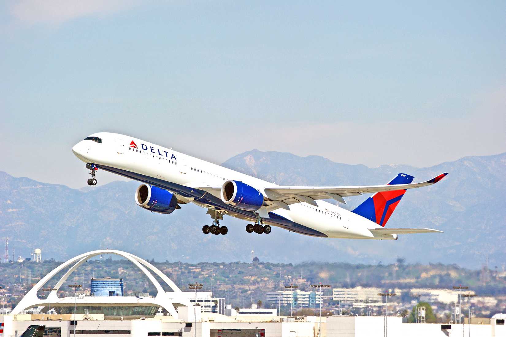 How Many Delta SkyMiles Do You Need For A Free Flight?