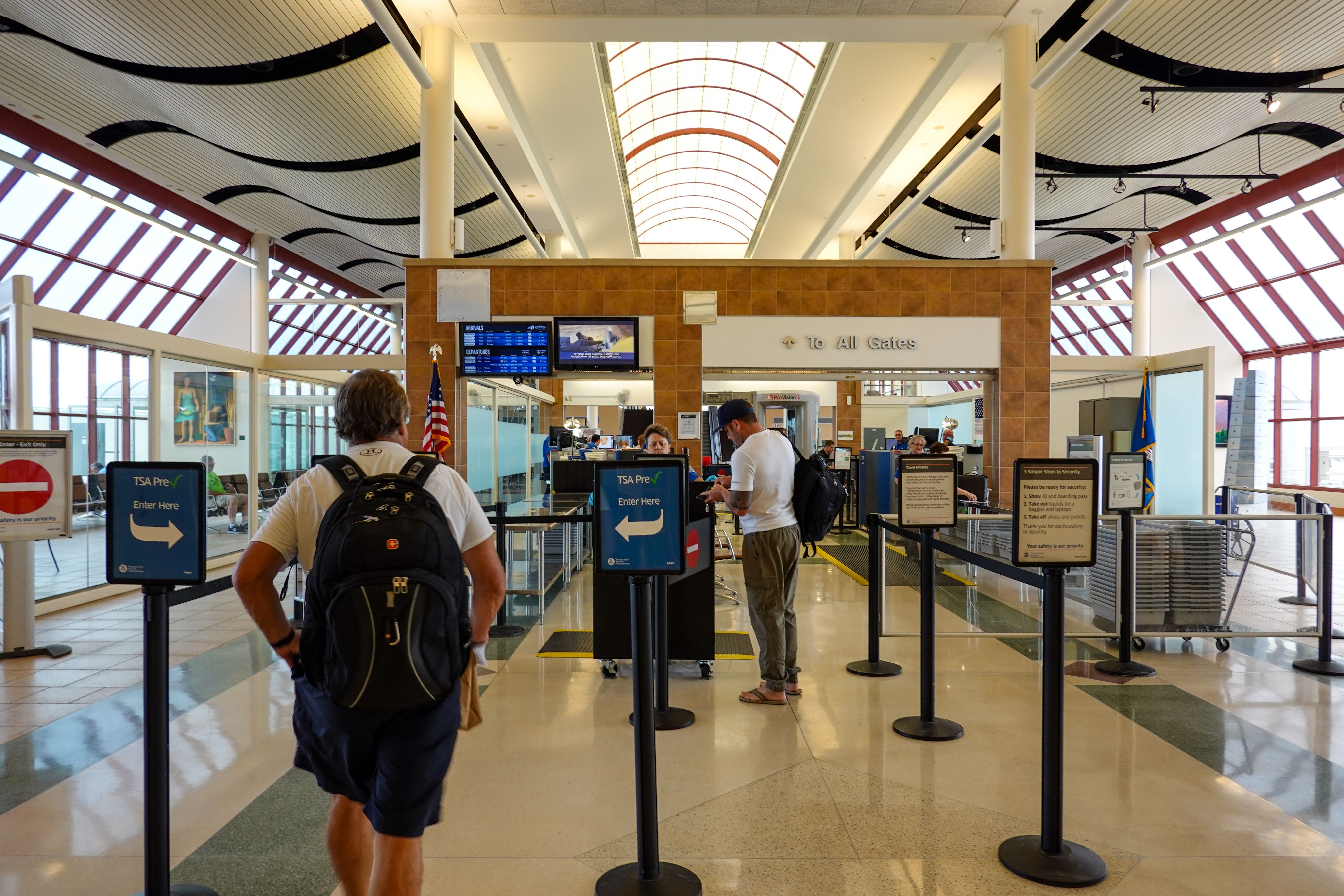 TSA Final Rule: You Will Need REAL ID To Fly In The US Starting On May 7