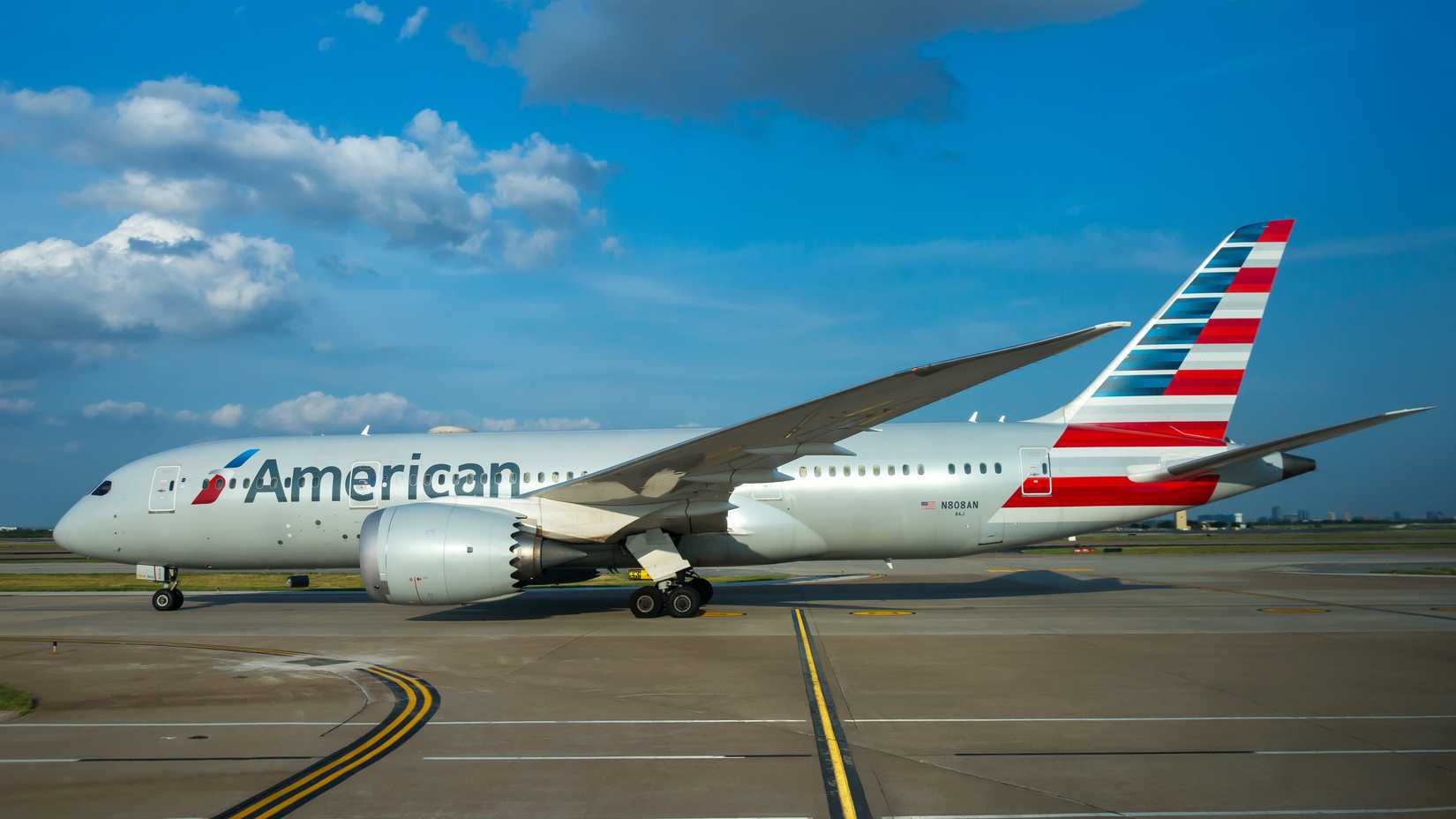 The Airlines With The Largest Boeing 787 Fleets