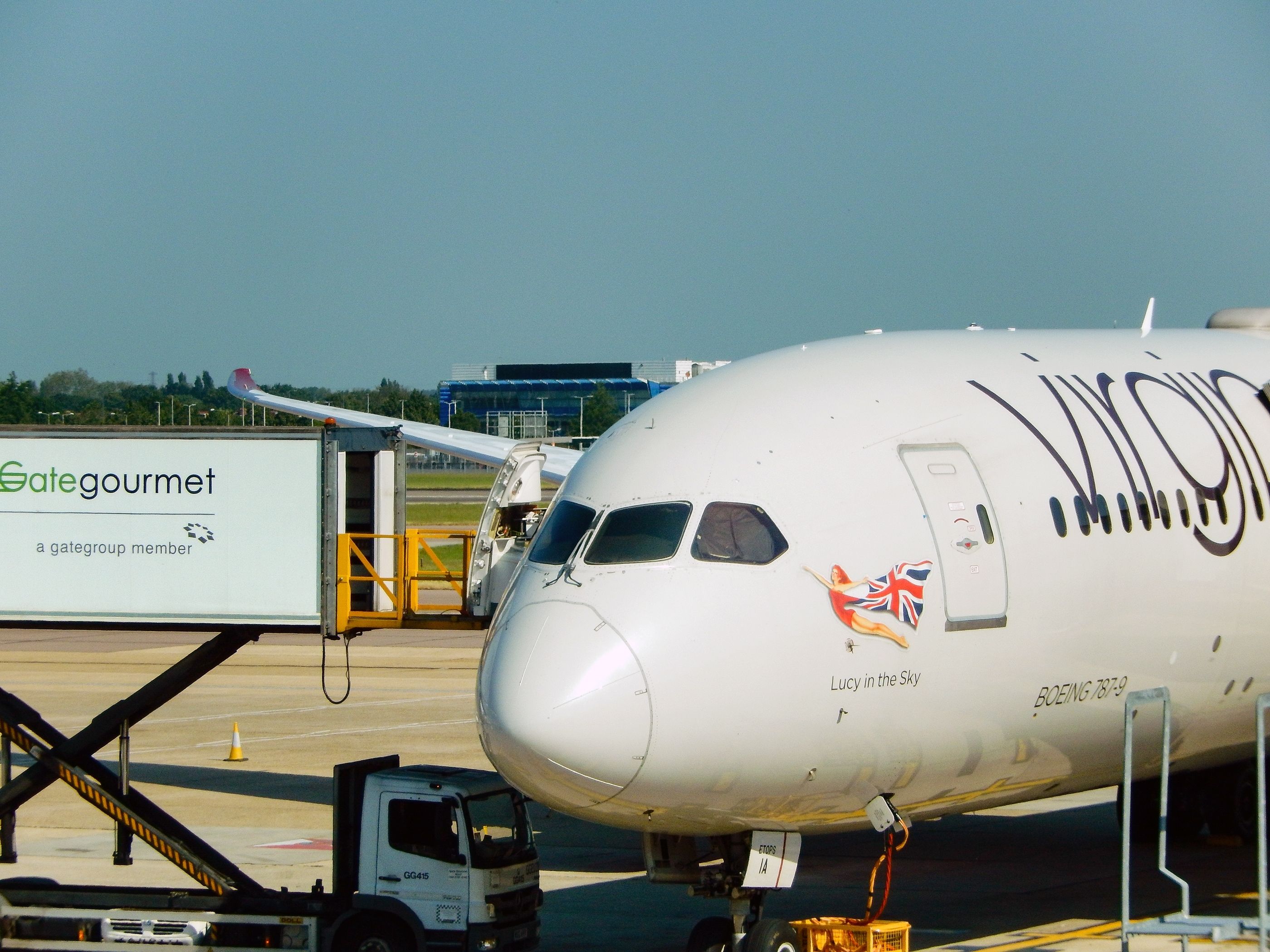 Vehicle Gets Wedged Under Virgin Atlantic Airbus A350-1000 Engine At ...