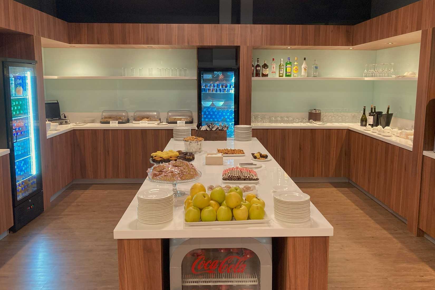 Everything You Need To Know About The DragonPass Lounge Program