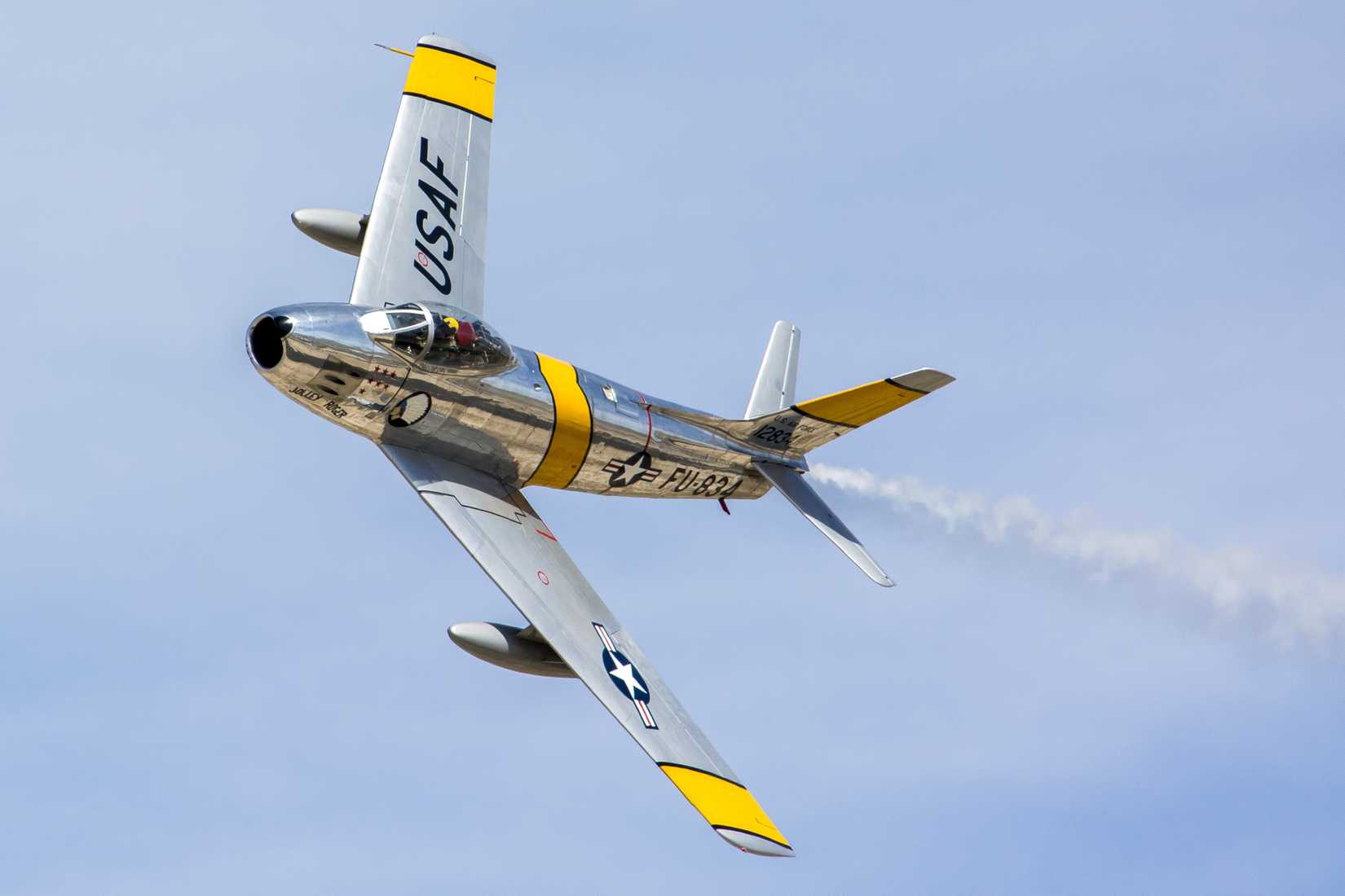 Earliest Jet Dogfights: MiG-15 vs F-86 During The Korean War
