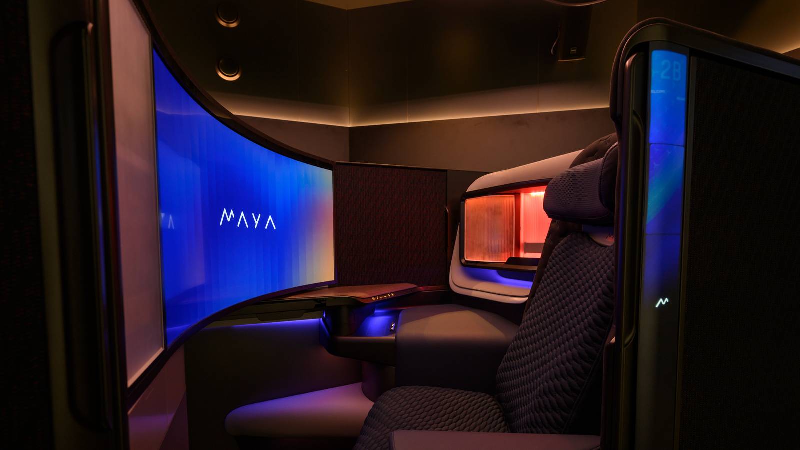 New MAYA Cabin Suite Concept Would Offer A 45" Curved Screen On Planes
