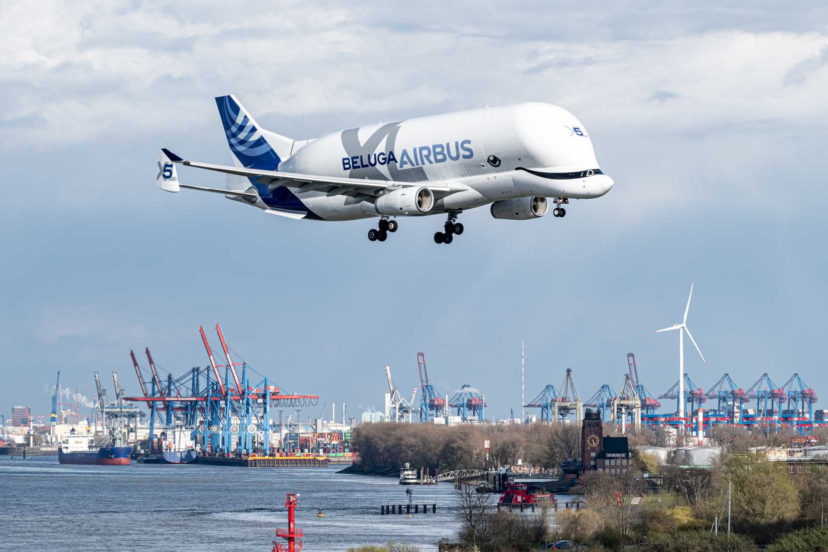 Airbus BelugaXL: 5 Things To Know About The Enormous Outsize Freighter
