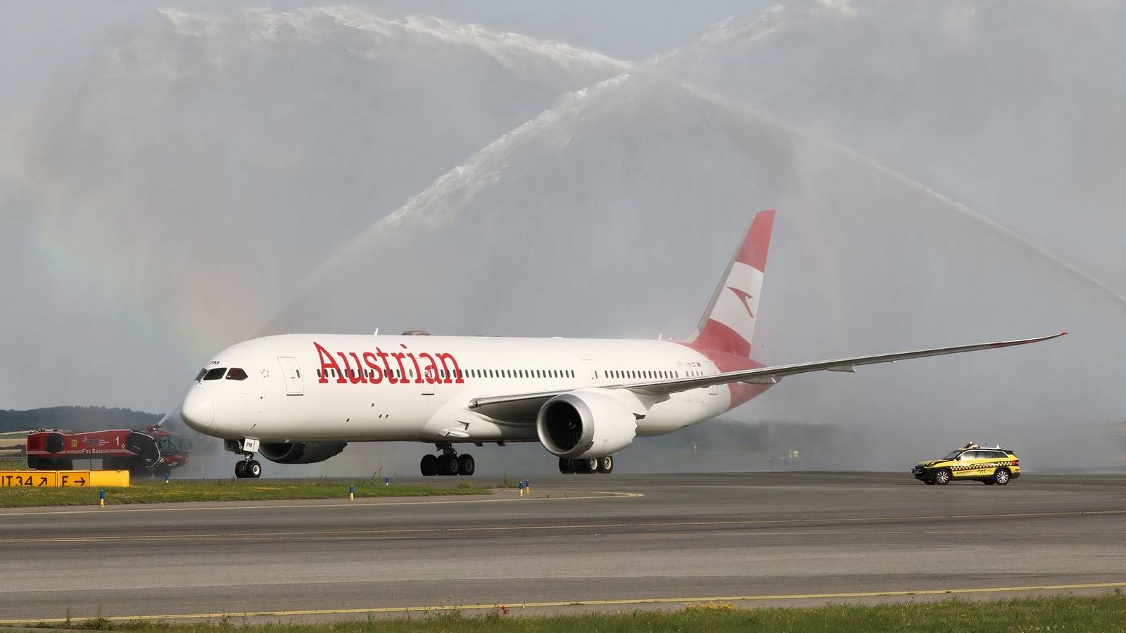 The 5 Routes Austrian Airlines Will Fly Its 2 Boeing 787 Dreamliners