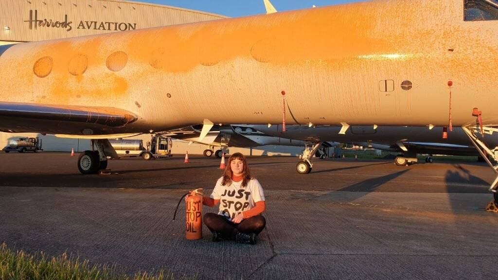 Taylor Swift's Private Jet Escapes Damage As Just Stop Oil Protestors ...