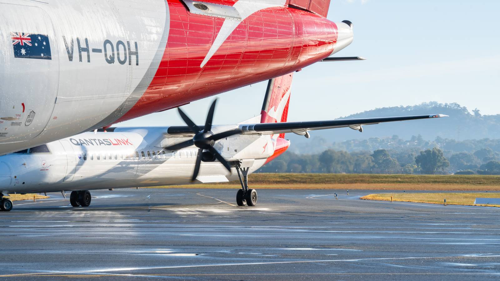 QantasLink Dash 8-Q400 Enters Service After 11-Stop Ferry Flight