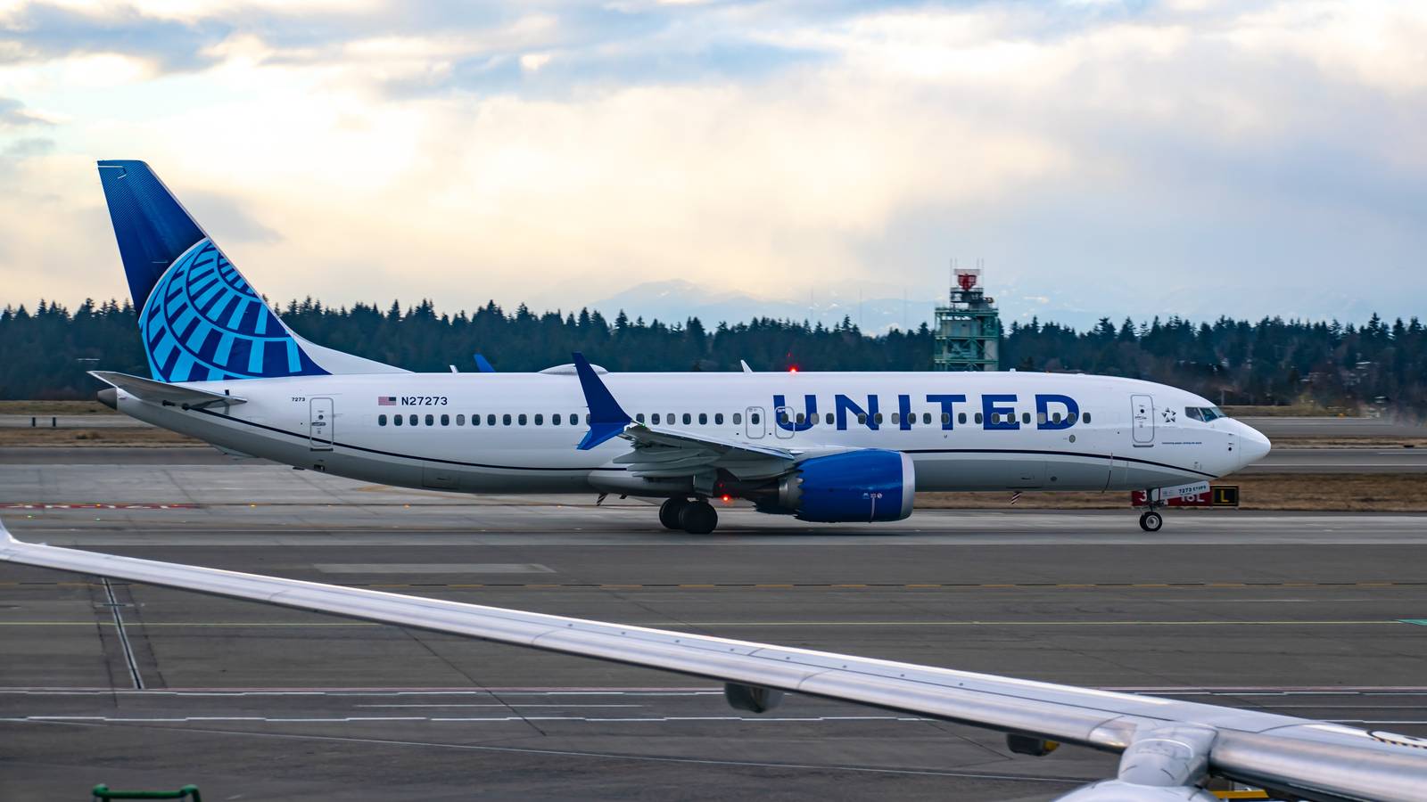 United Airlines Takes Delivery Of 1st Boeing 737 MAX 8 In 2 Months ...