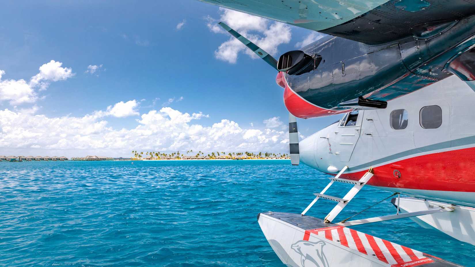 Trans Maldivian Airways: A Brief Guide To The World's Largest Seaplane ...