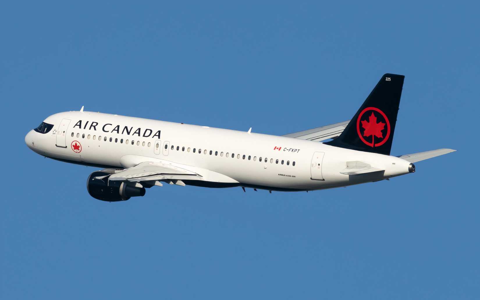 Air Canada Pilots Make History With C$1.9 Billion Contract Win