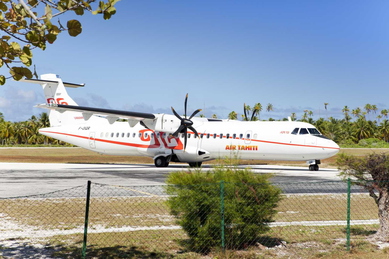 Turboprop Market Leaders: How Dash 8s Compare To ATR Aircraft