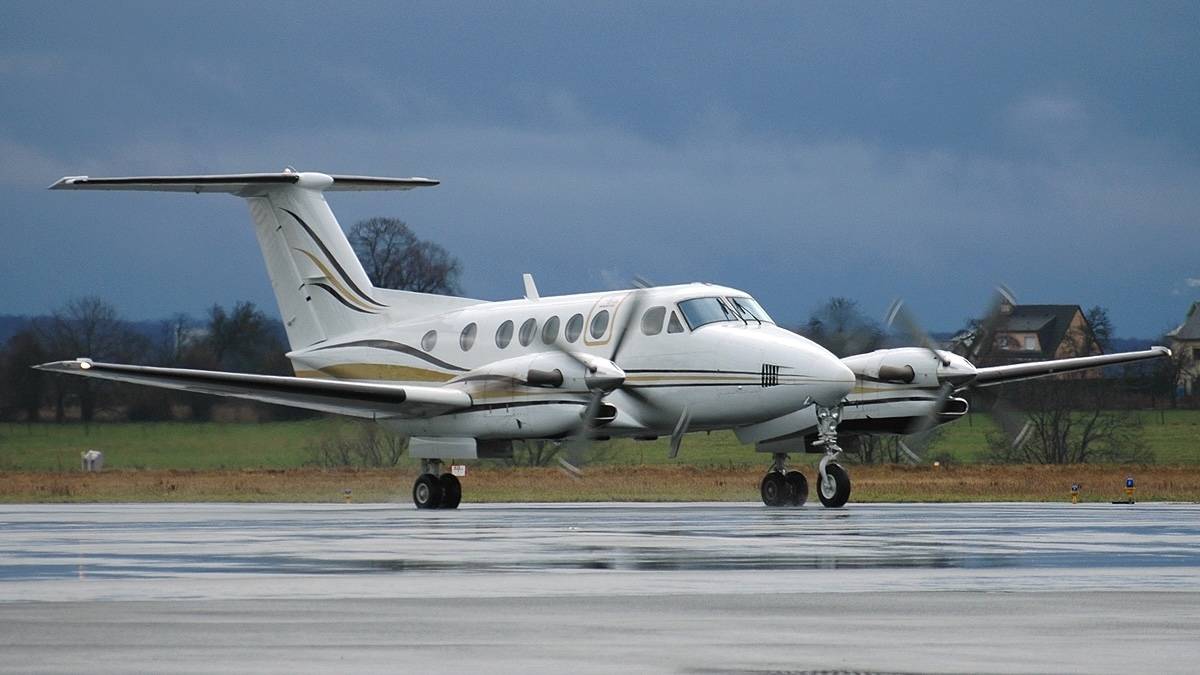 Why Did Beechcraft Need to Create a Lightweight Variant of the King Air ...