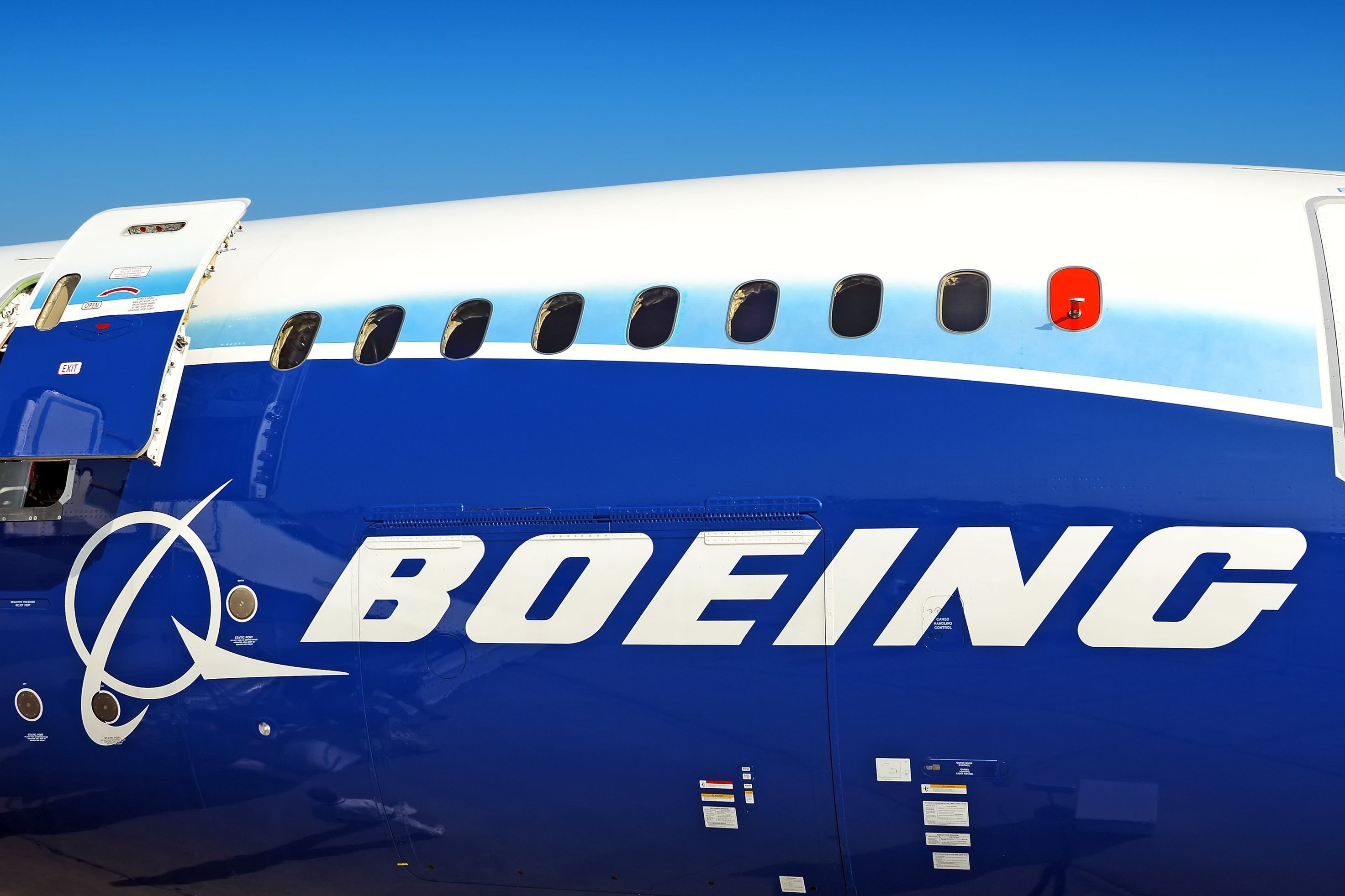 The Boeing 747-700X - The Superjumbo That Never Was
