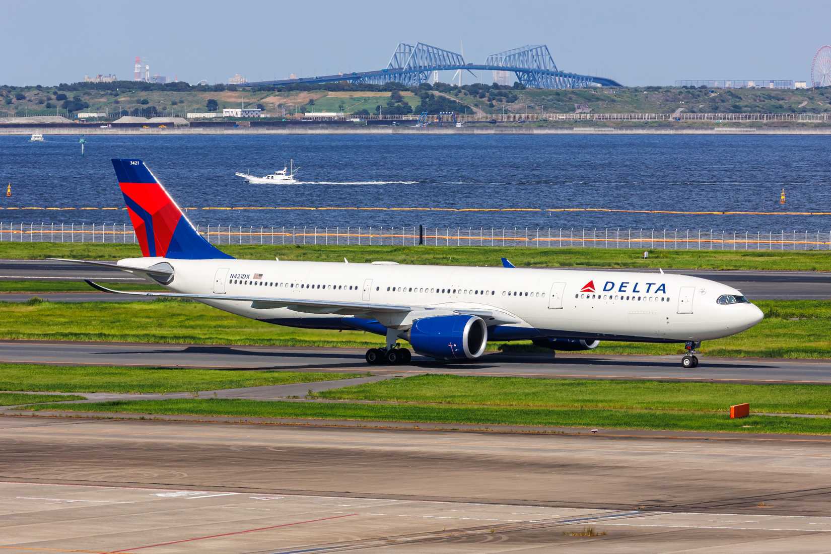 Delta Air Lines Begins Offering Free & Fast WiFi On Select ...