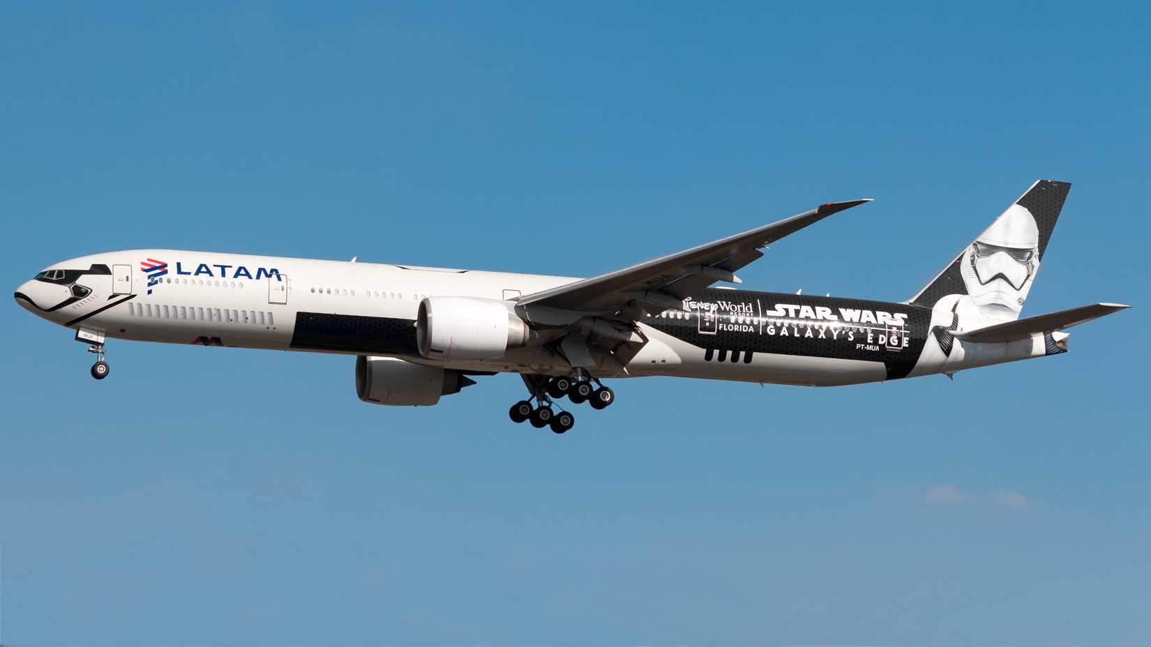 Final Transmission: ANA Retires Iconic C-3PO Star Wars Livery