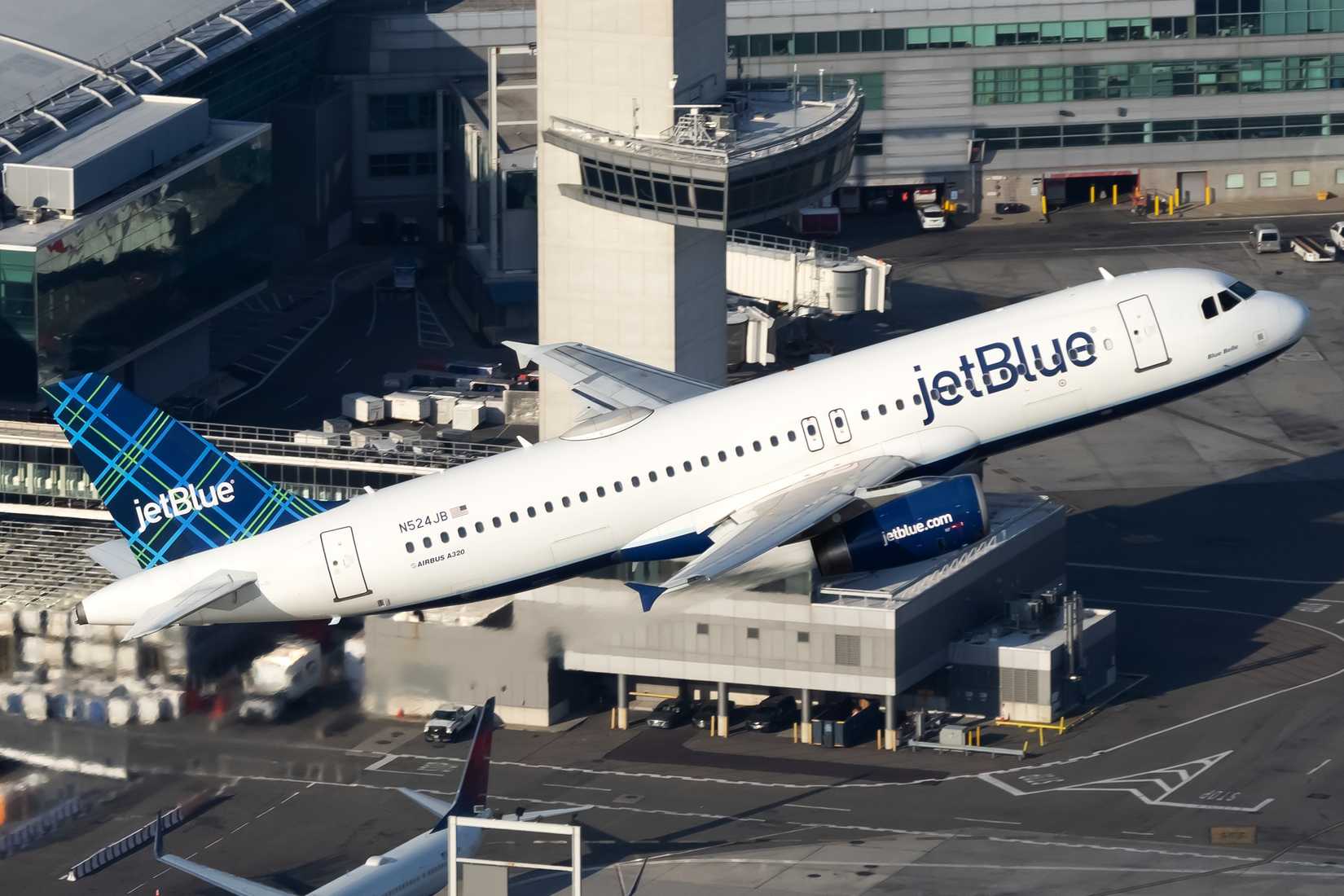 The 11 JetBlue Airbus A320s That Still Have Classic Interiors