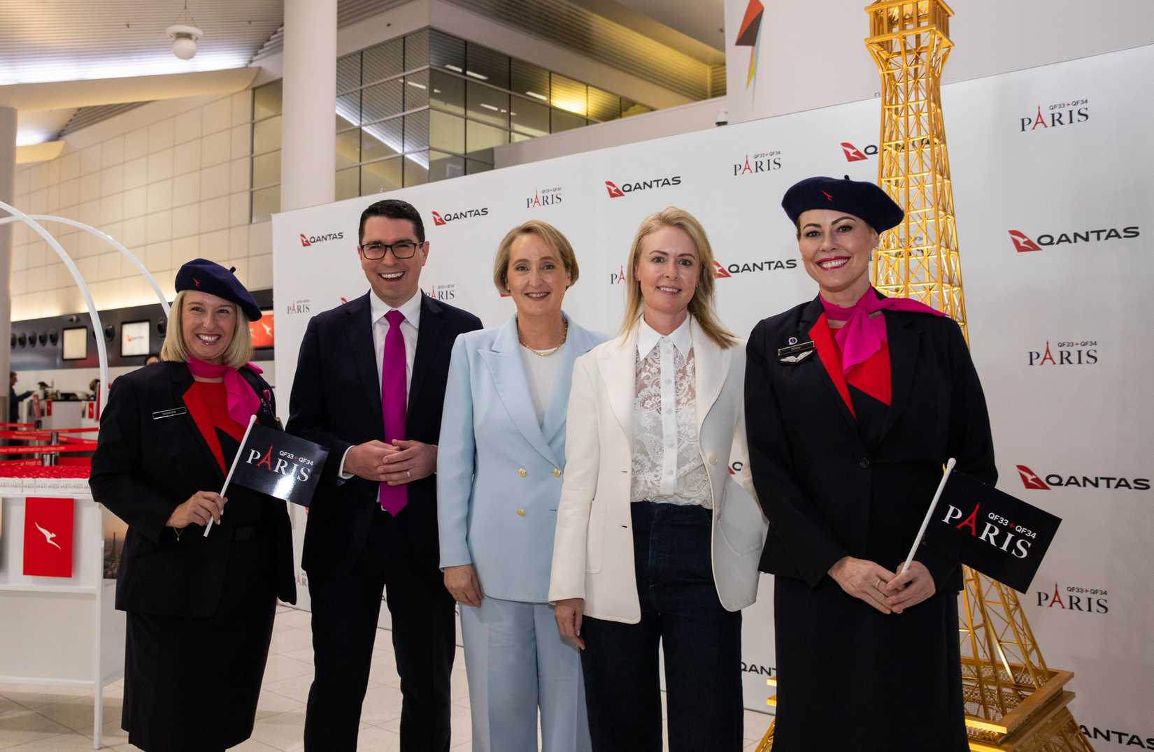 Qantas Returns To Paris Charles de Gaulle With Nonstop Boeing 787 ...